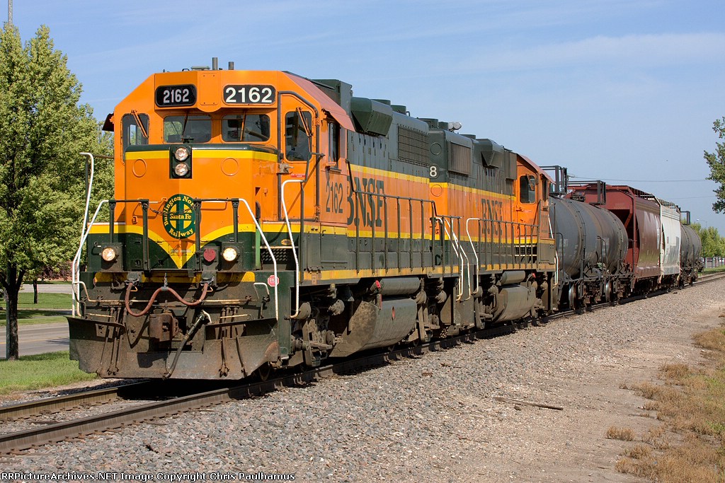 BNSF 2162 (Drayton Local)